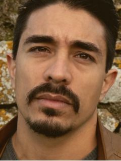 Симон Риццони (Simon Rizzoni), Актер: фото, биография, фильмография ...